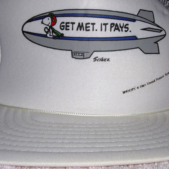 Players | Accessories | Peanuts Snoopy Met Life Blimp White Ball Cap ...